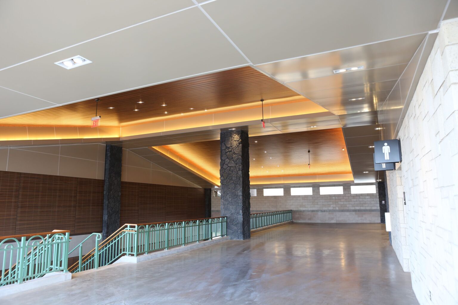 Aluminum Panel Plate Floating & Plate Return Gallery - NorthClad